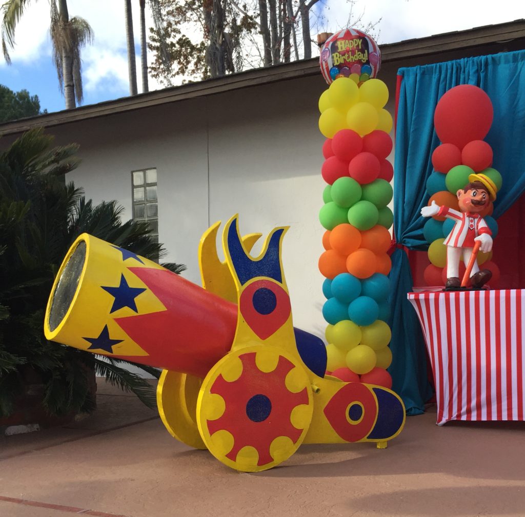 3D Character Stands – My Little Carnival, Inc.