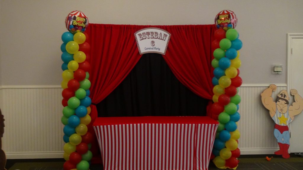 Balloon Columns - My Little Carnival, Inc.